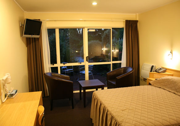 A K WEST Motel Auckland, New Zealand - Flyin.com